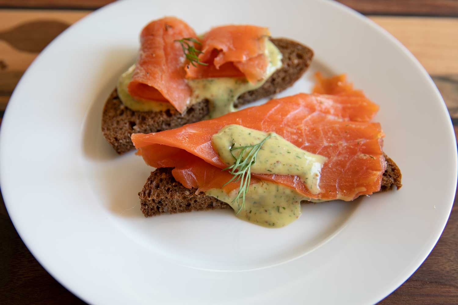 Step By Step Guide To Making Salmon Gravlax - The Mountain Kitchen